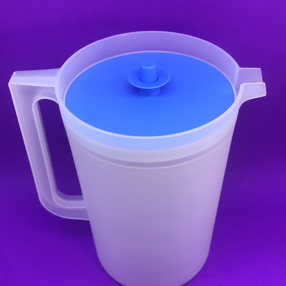 Tupperware | Kitchen | New Tupperware Jumbo Jug 4 Liter Blue | Poshmark